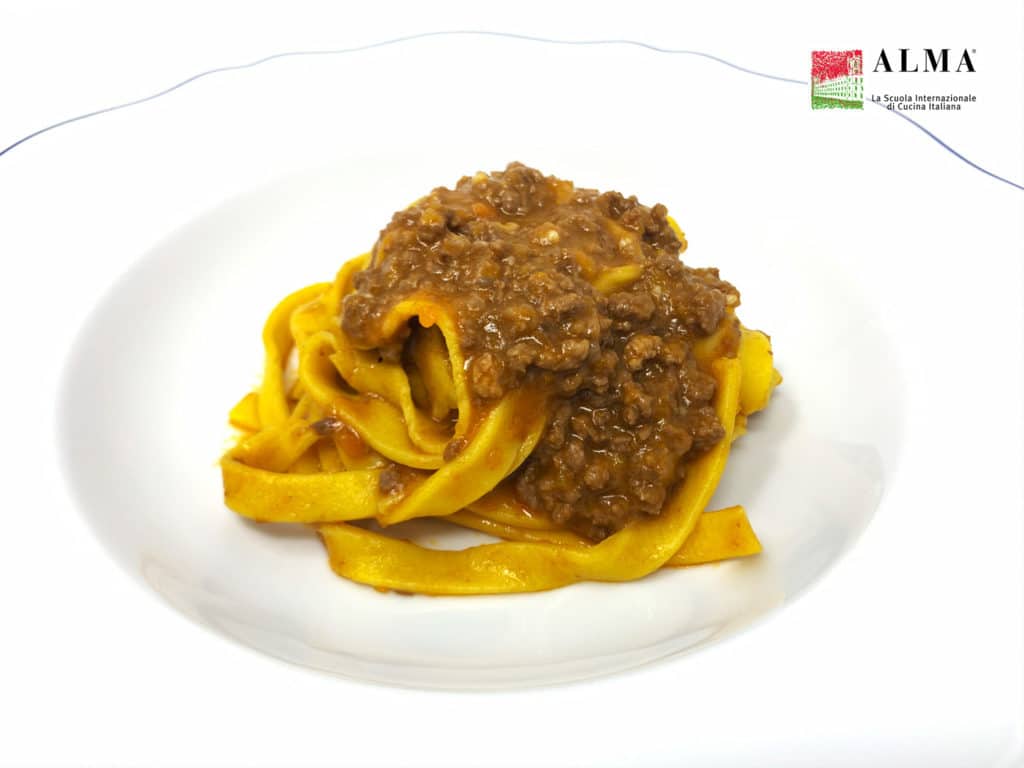 TAGLIATELLE AL RAGU - Passione-Pasta.it