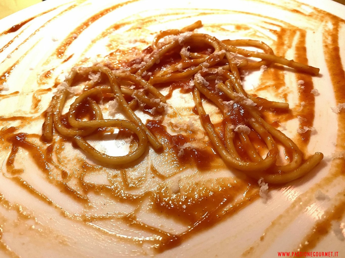 SPAGHETTI AL POMODORO, DI ROBERTO DI PINTO - Passione-Pasta.it